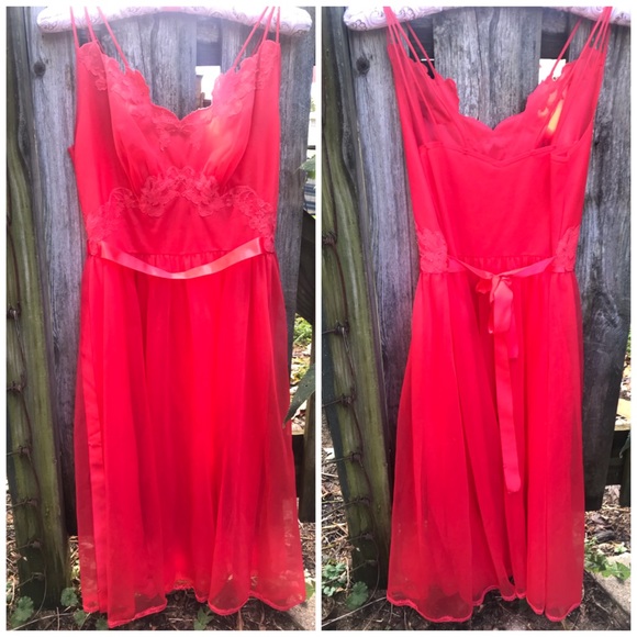 Vanity Fair | Intimates & Sleepwear | Vintage Vanity Fair Red Lace ...